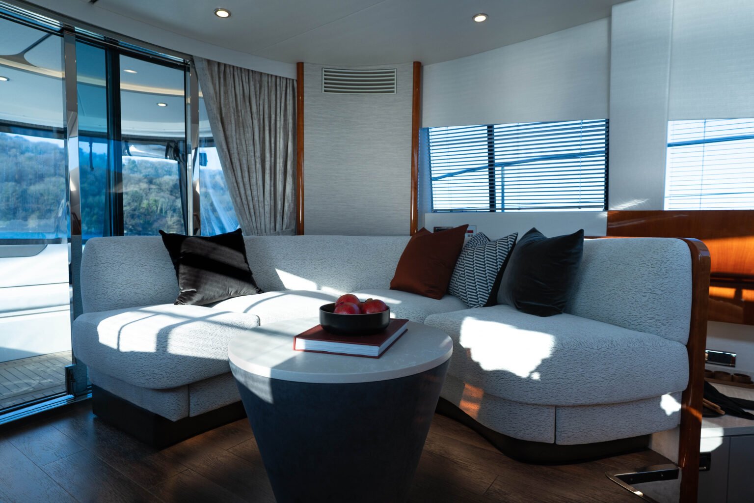 Squadron 52 - 2001 | Setag Yachts